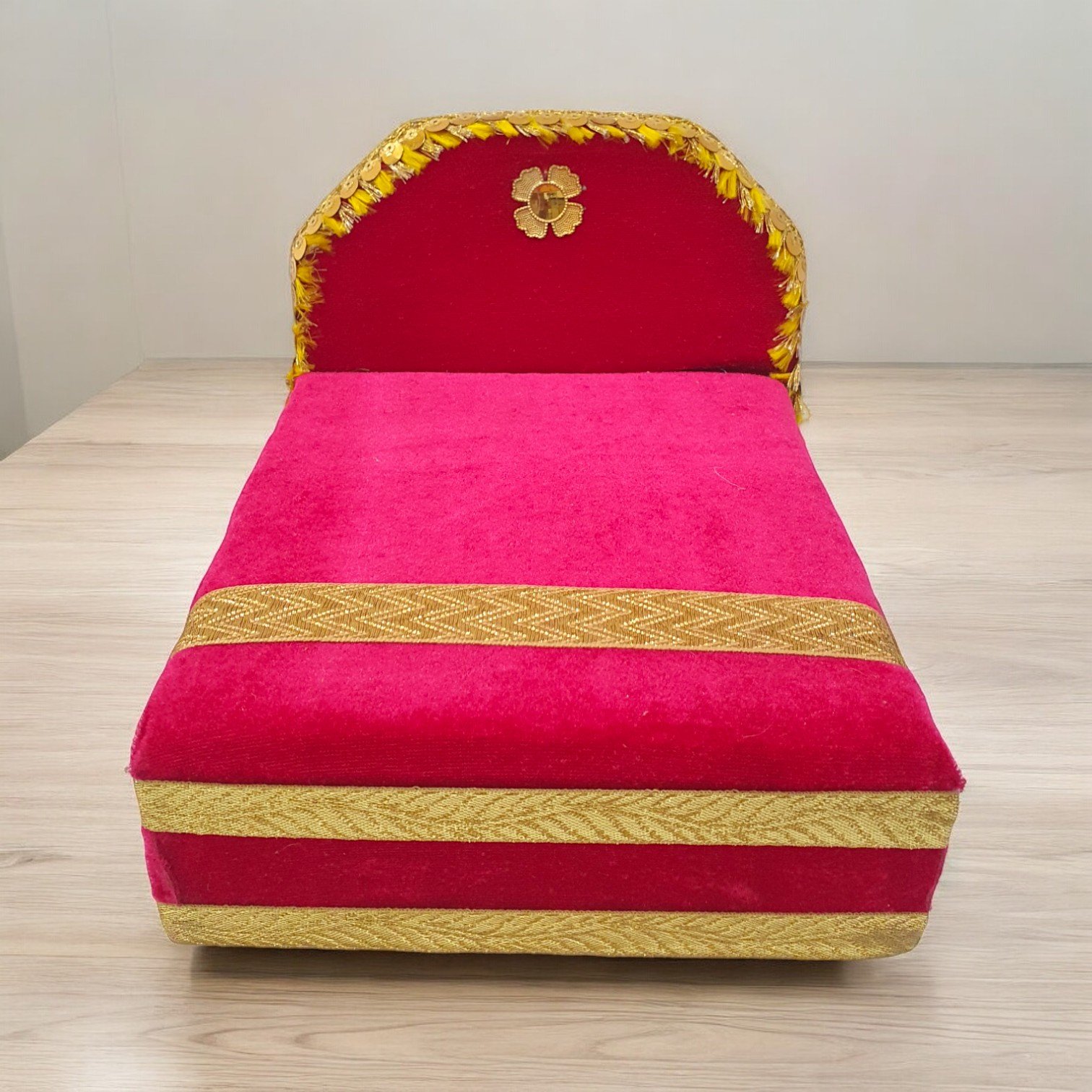 Bed Pink Color For God Idol Venumadhavstore Your Gateway To Laddu Gopal Jis Finest Poshak
